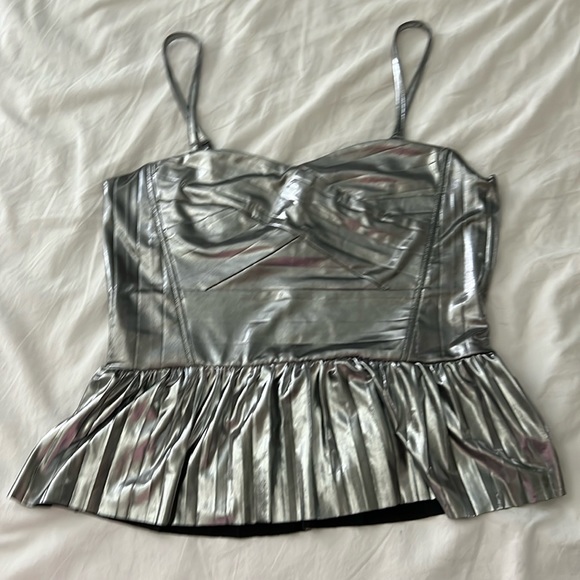 Sincerly Jules | Tops | Metallic Silver Top | Poshmark